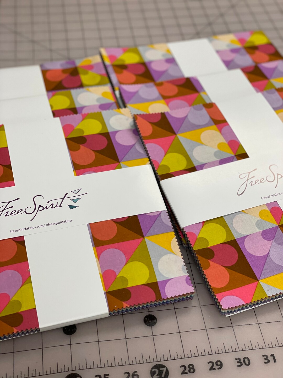 Good Gracious - 10 Inch Charm Pack || Anna Maria Horner || Cotton ...