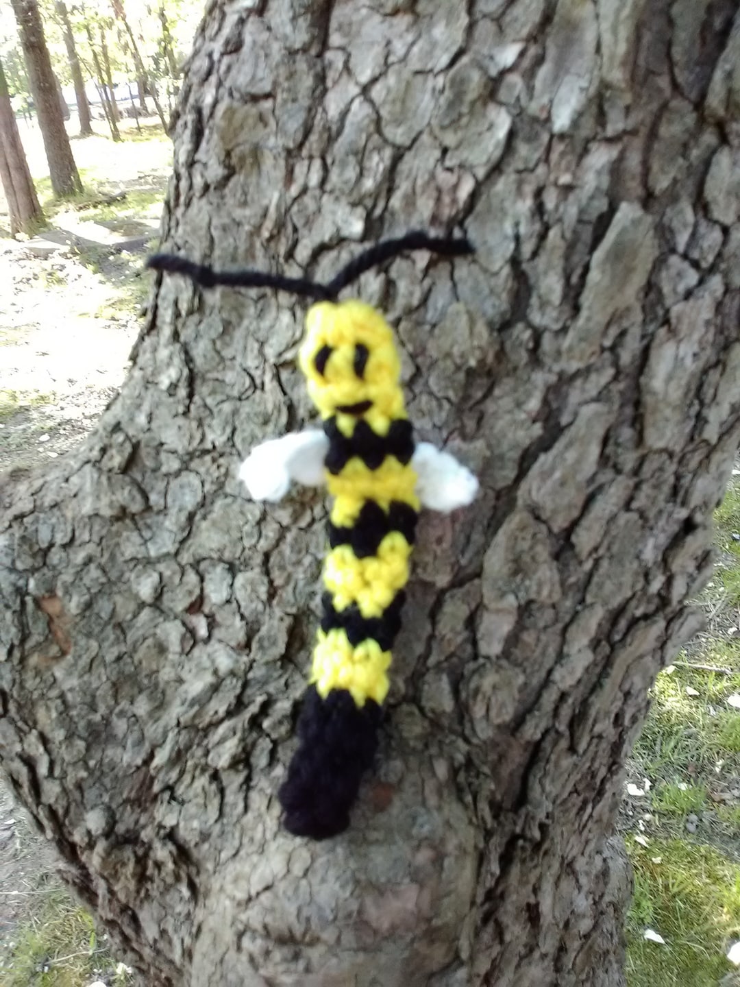 Bee Worm - Etsy