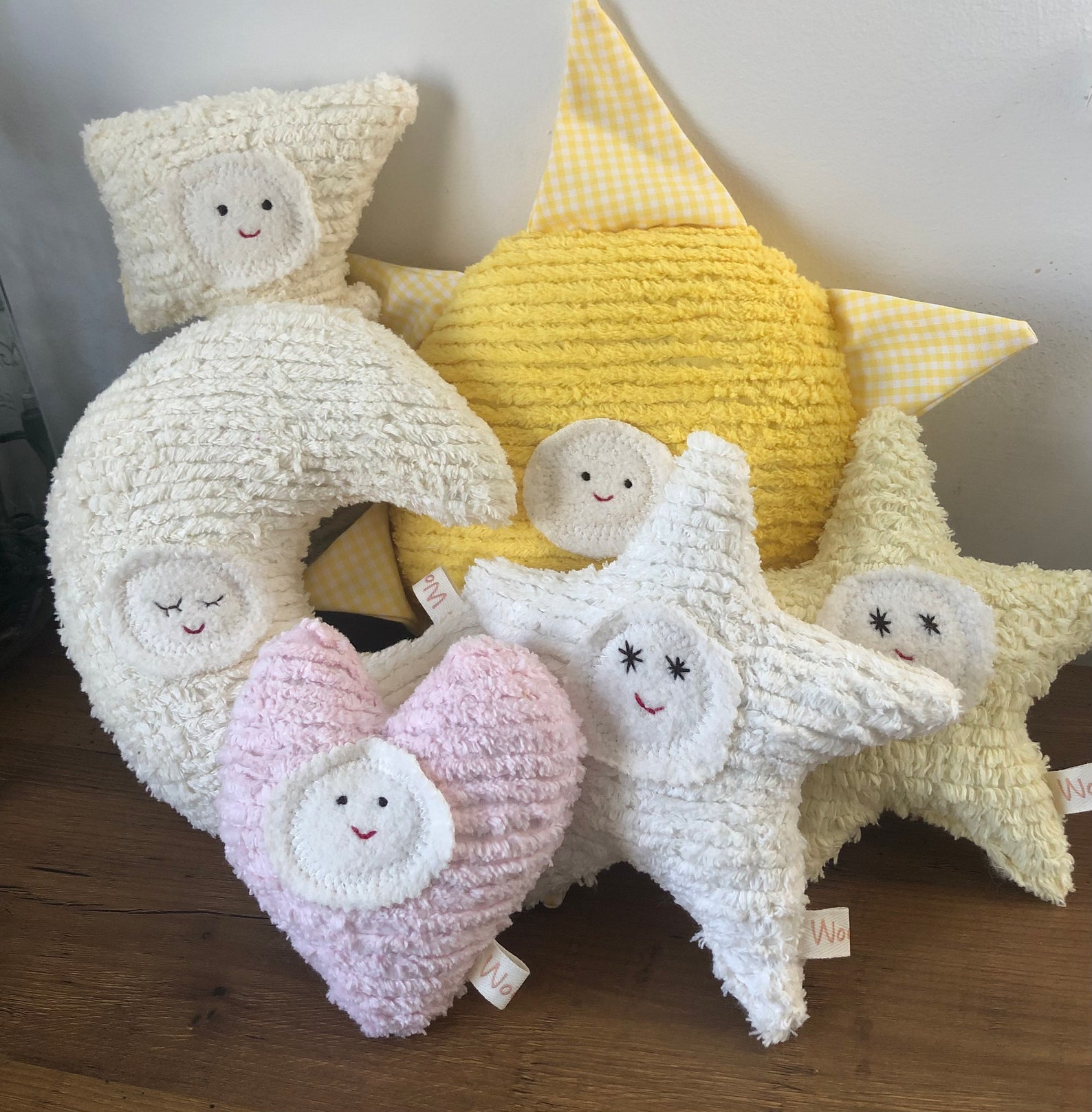 Plush Moon Pillow Toy Baby Child Eco Friendly Crescent Moon Sleepy Eyes ...