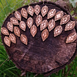 Viking Elder Futhark Pocket Rune Set, Leaf Norse Nordic Yggdrasil Solid ...