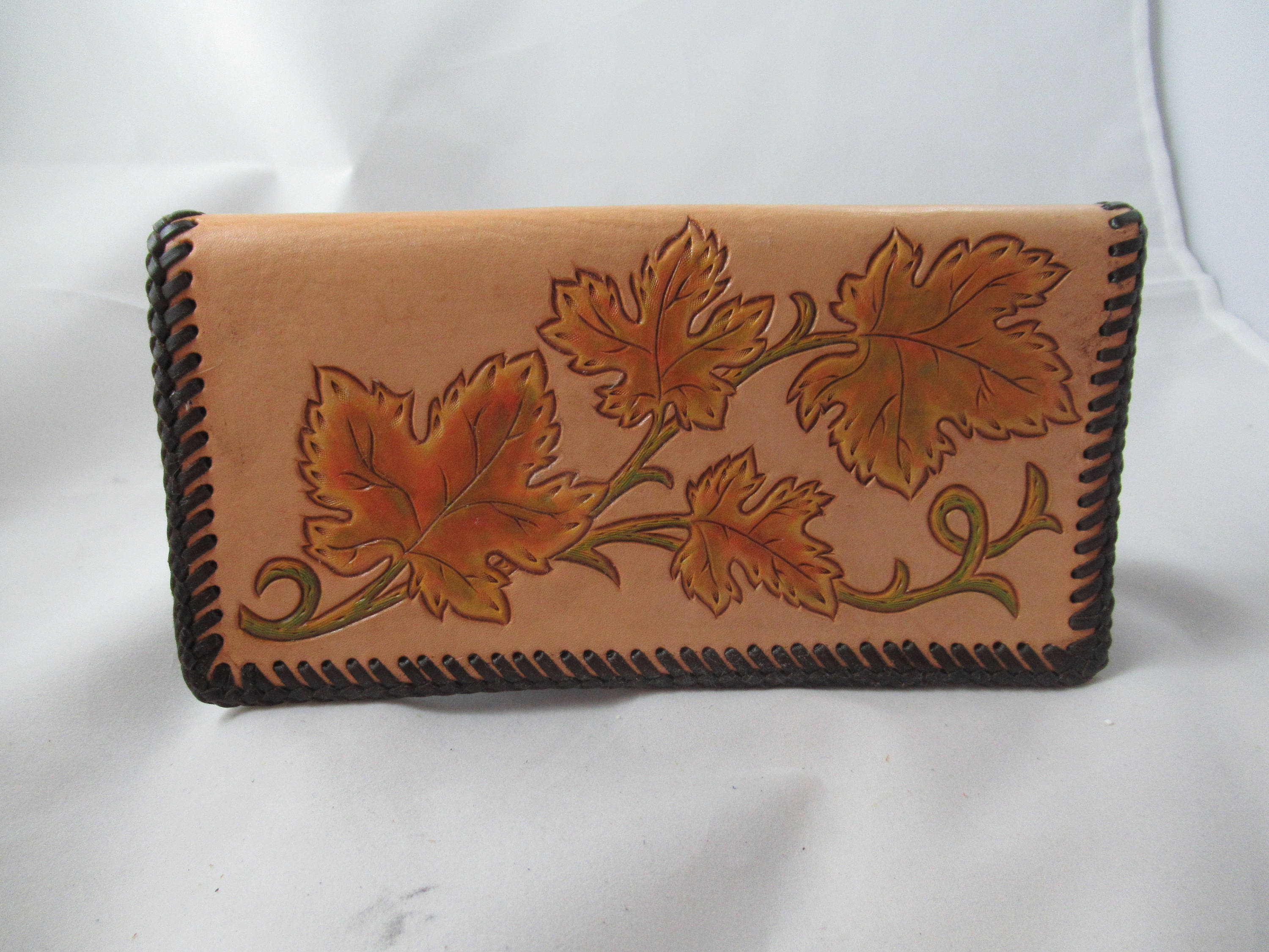 Hand Tooled Leather Roper Style Wallet/ Ladies Wallet/mens - Etsy Canada
