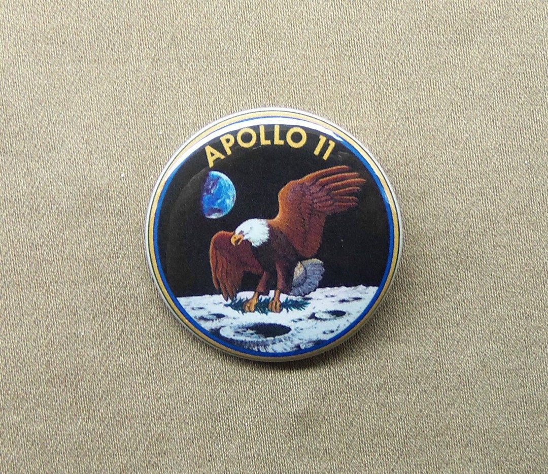 Apollo 11 Logo 1.25” Button Manned Moon Mission NASA Eagle Outer Space ...
