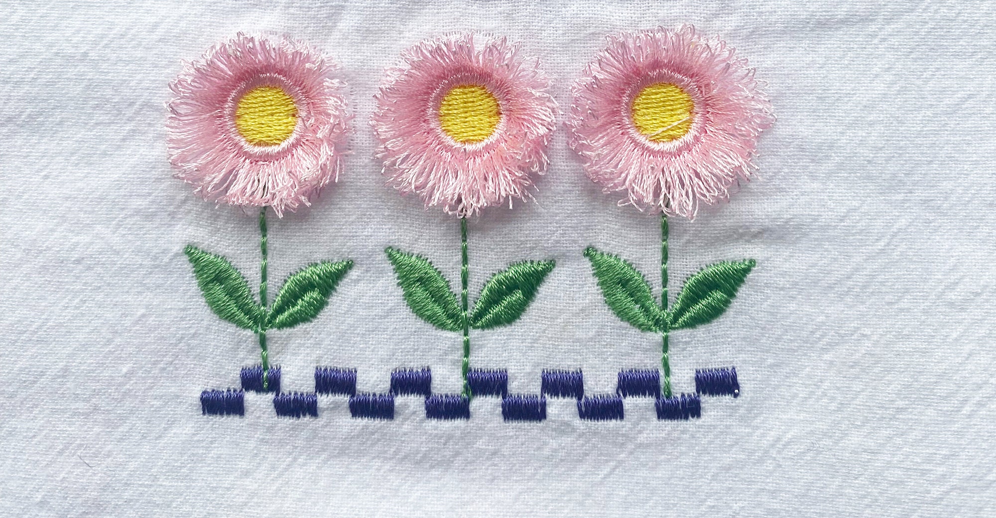 Daisy Floral Embroidery Design, Fringed Floral Embroidery Design ...