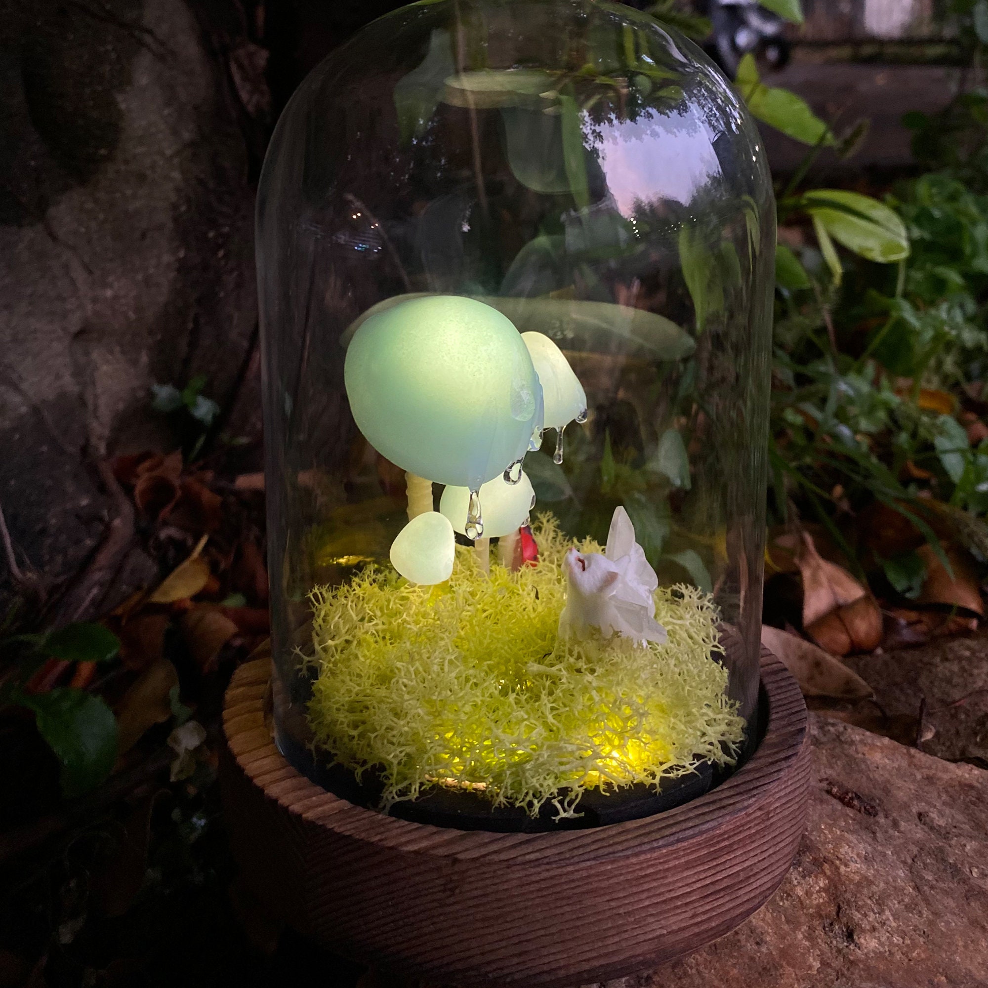 Handmade Mushroom Lamp Blue, Mushrooms Shelter the Angel Cat, Magic ...