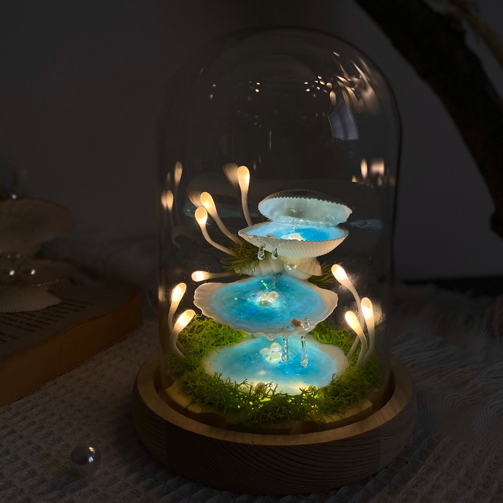 Fantastic Sea Clam Pearl Night Light Shell & Pearl Night Lamp Ocean ...