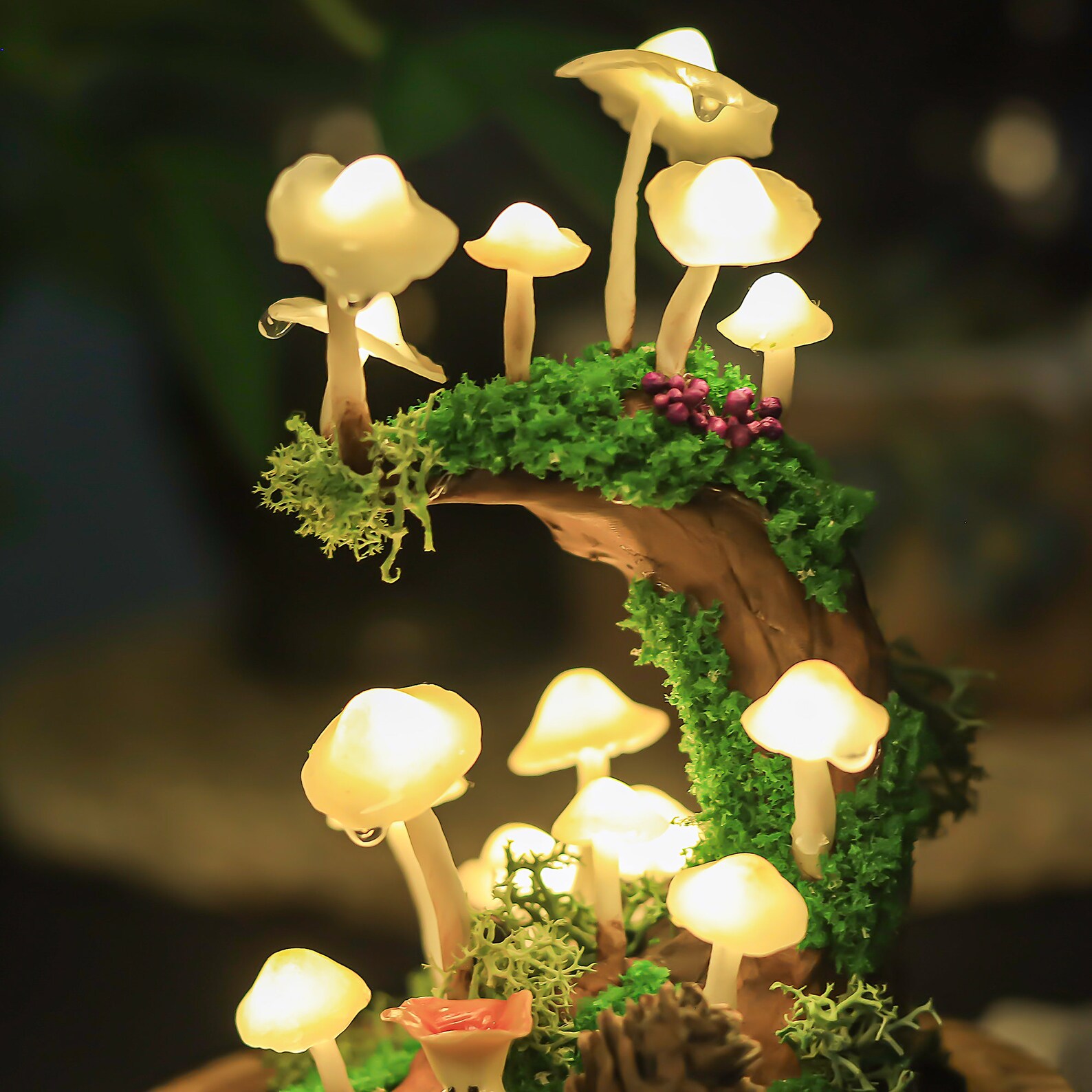 Cute Mushroom Lamp on Crescent Tree Stump, Mushroom Night Light With ...