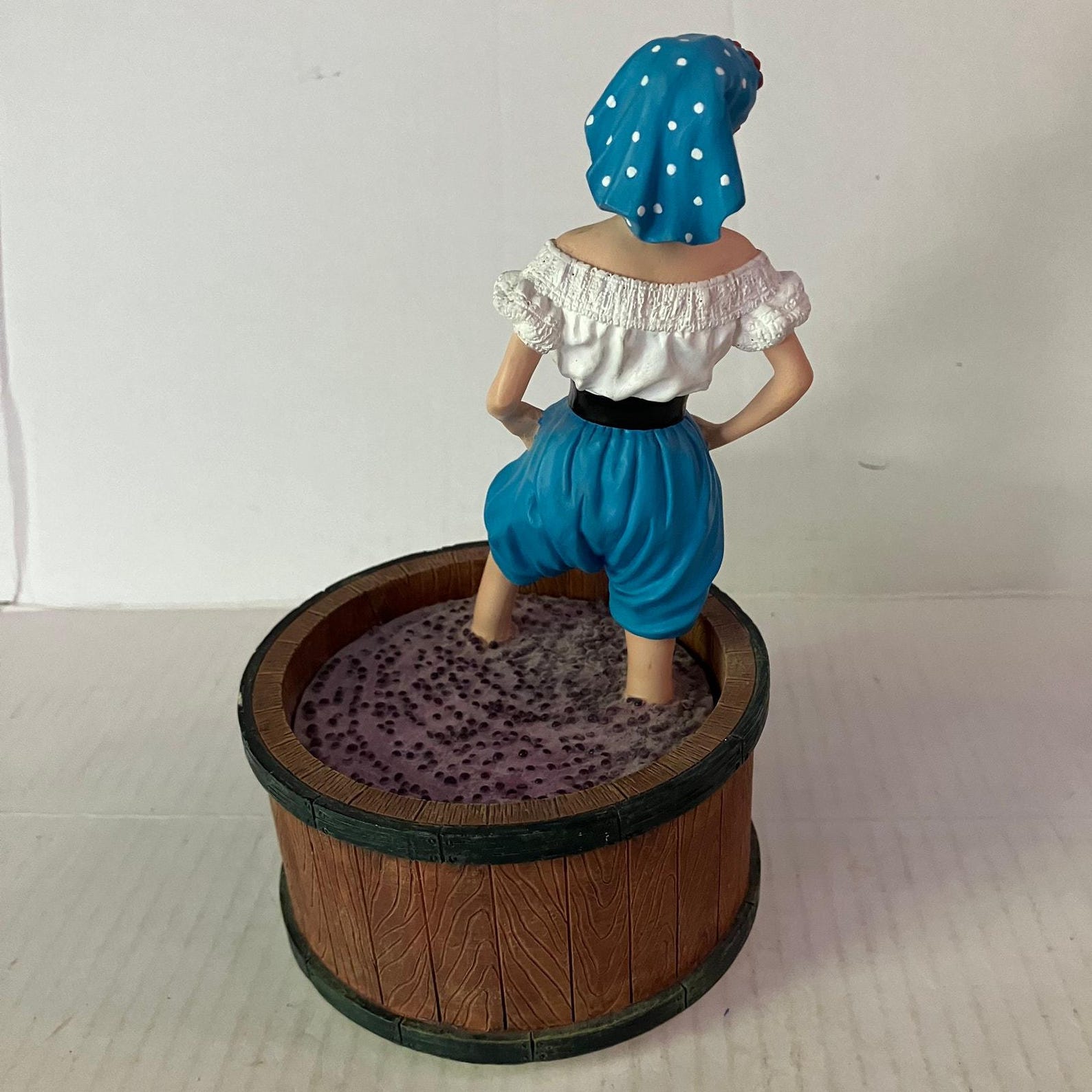 I Love Lucy Stomping Grapes Music Box, CBS, Desilu, Limited Ed ...
