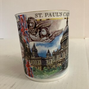 Set of 2 Hudson Middleton Porcelain Mugs “the London Collection” by Rob ...
