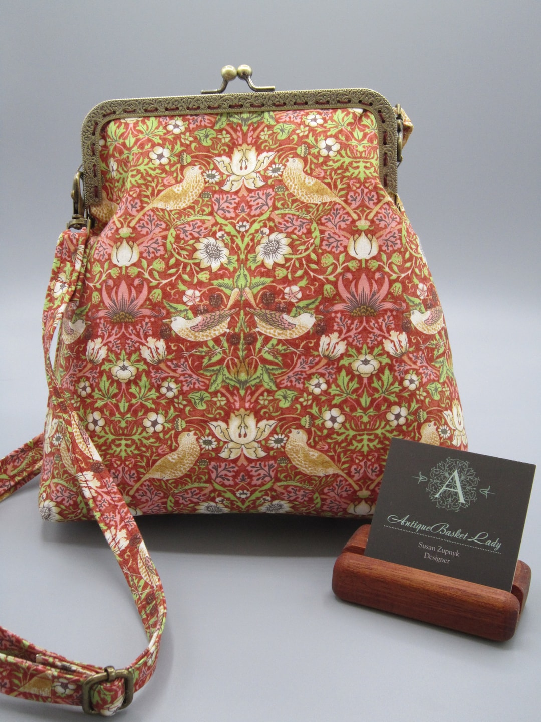 Kiss Lock Crossbody Bag, William Morris Inspired Strawberry Thief ...