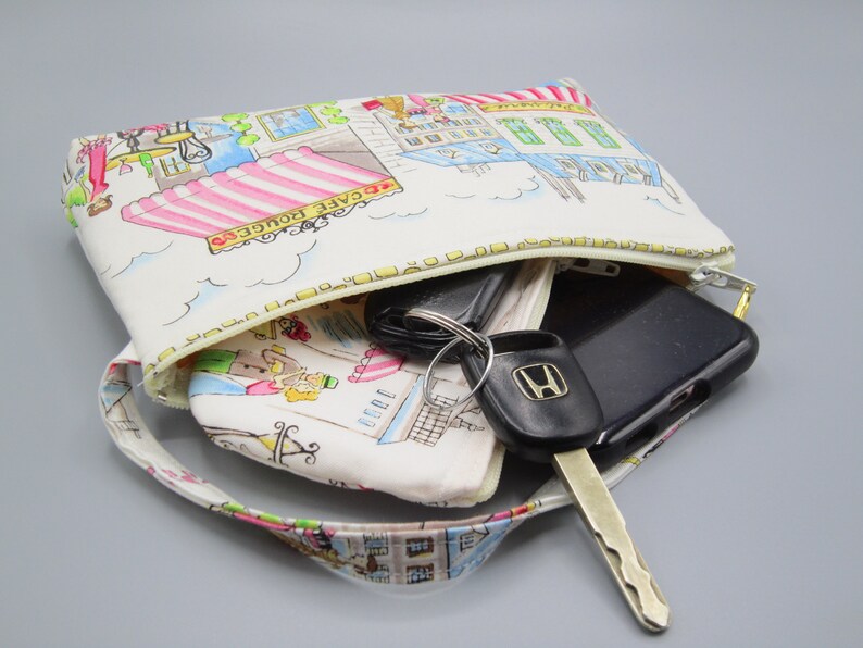 Cafe Rouge Smart Phone Set Eiffel Tower Clutch Set Gadget - Etsy