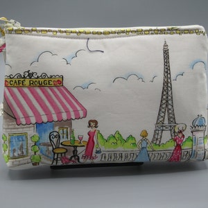 Cafe Rouge Smart Phone Set Eiffel Tower Clutch Set Gadget Pouch ...