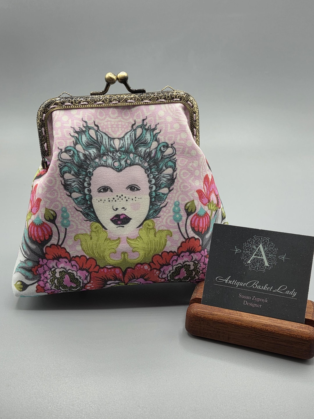 Tula Pink Elizabeth Coin Purse: Kiss Lock Snap Closure, OOP Fabric - Etsy