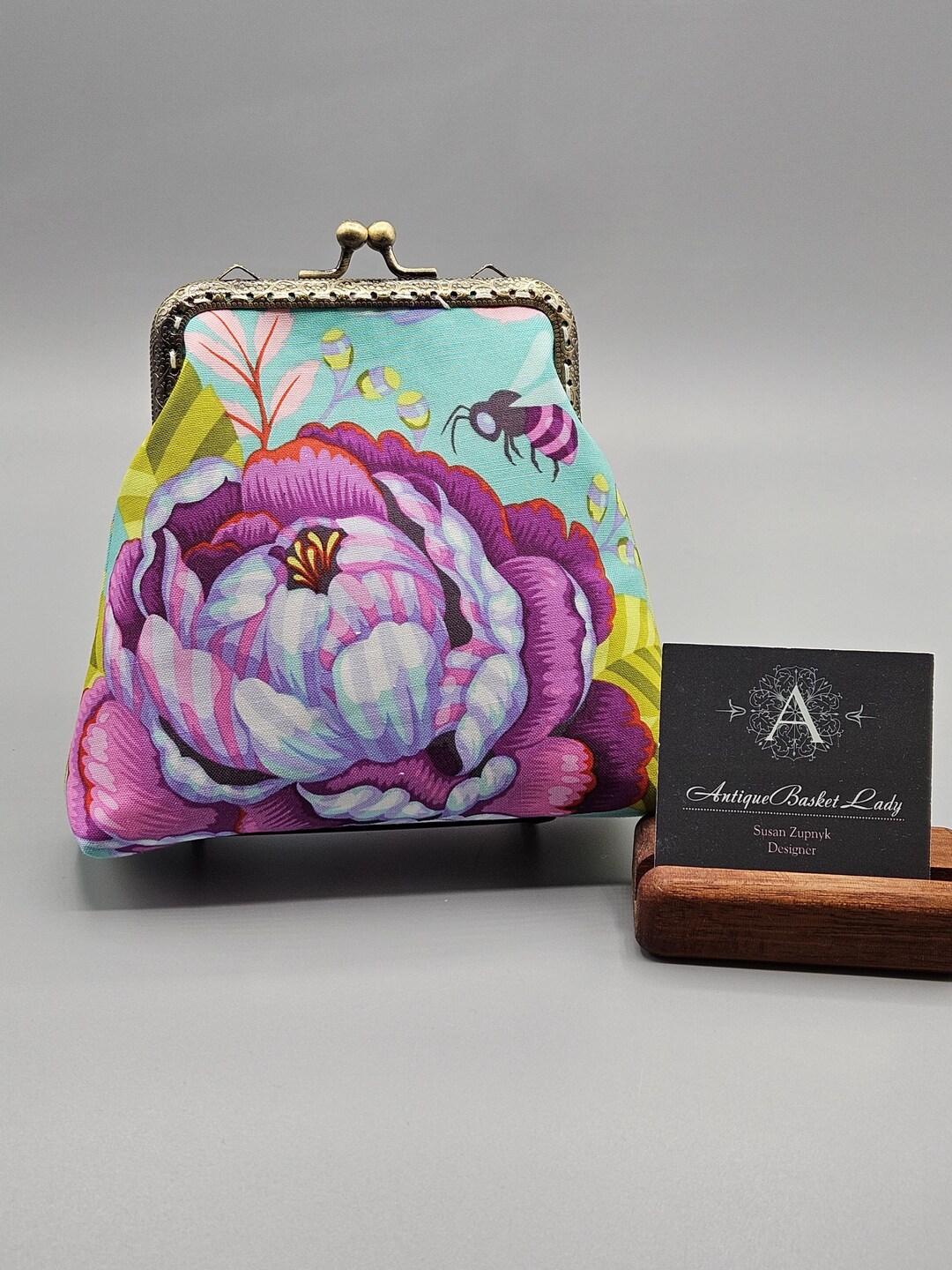 Tula Pink Moon Garden Kabloom Medium Kiss Lock Snap Coin Purse, Peony ...