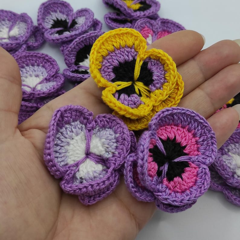 Set of 16 Crocheted Violet Flowers for Applique, Clothing Decor,bag ...