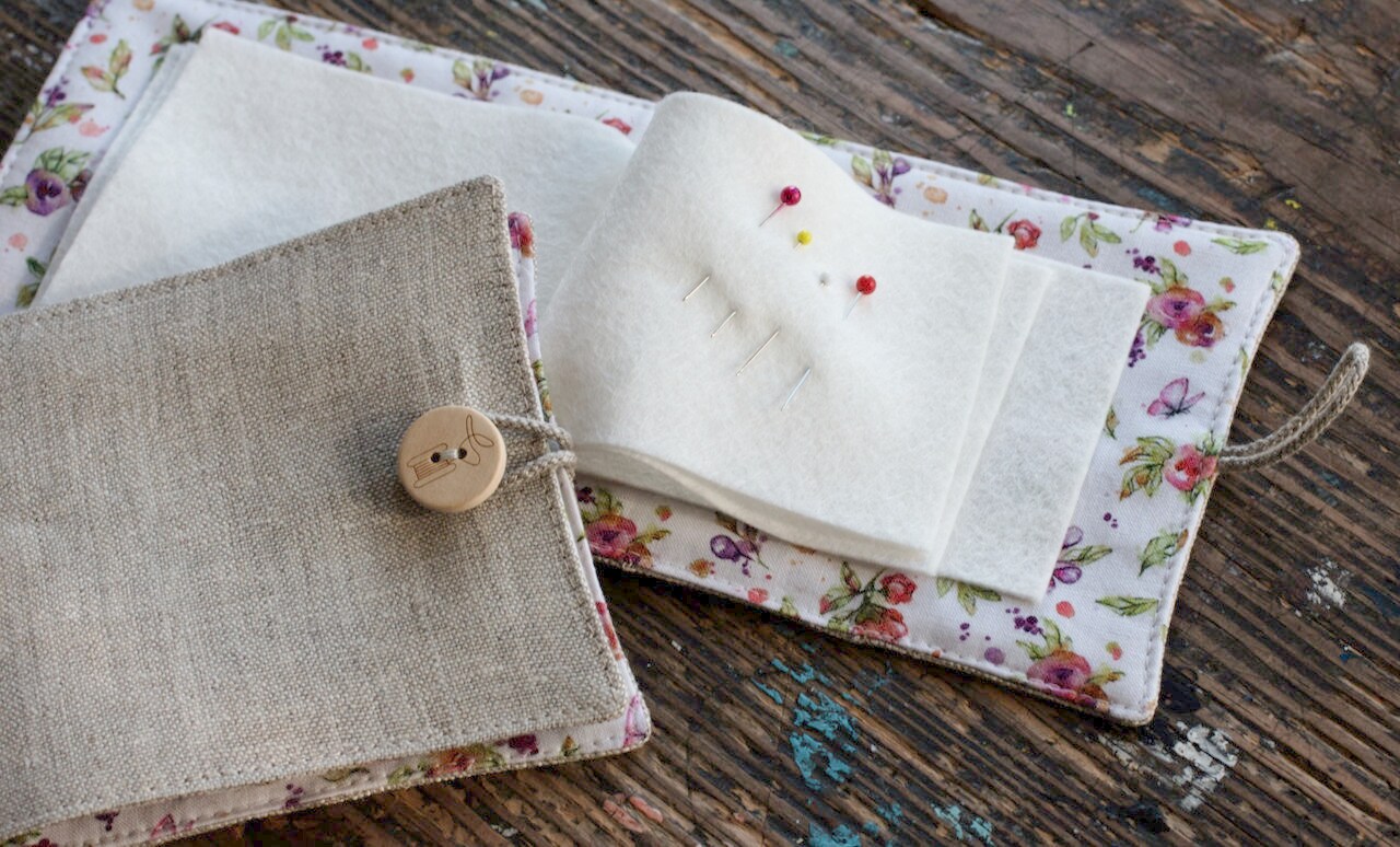Small Linen Needle Book - Thread Button - Etsy