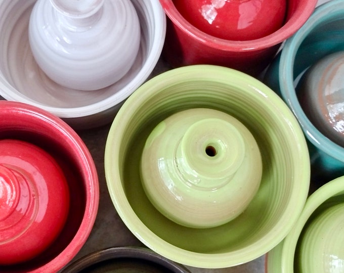 Watering Bell Thumb Pot With Water Container, Weep Immersion Waterer ...