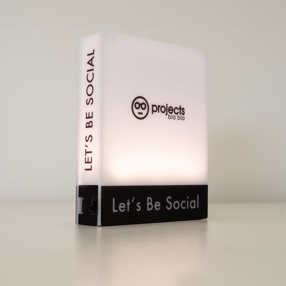 Rechargeable Custom LED Qr Code | Social Media Sign Scan to Pay ...