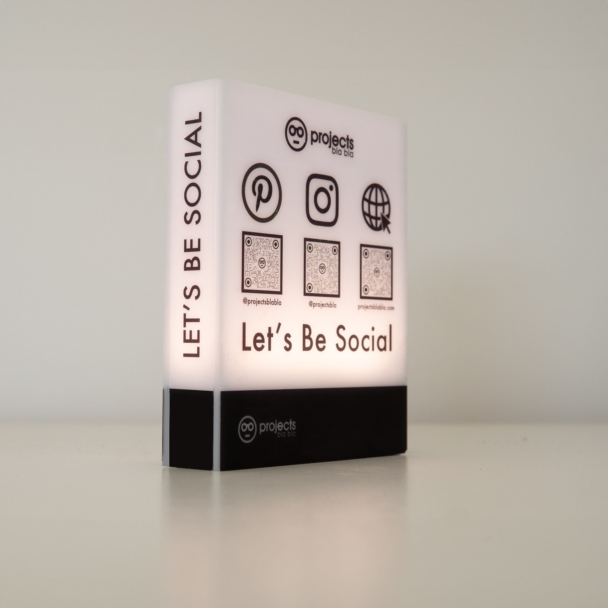 Rechargeable Custom LED Qr Code Social Media Sign Scan to Pay Facebook ...