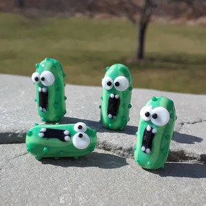 Miniature Glass Screaming Pickle Cute Tiny Pickle Handmade Glass Pickle ...