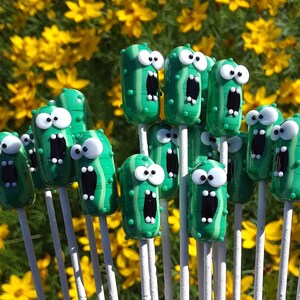 Miniature Glass Screaming Pickle Cute Tiny Pickle Handmade Glass Pickle ...