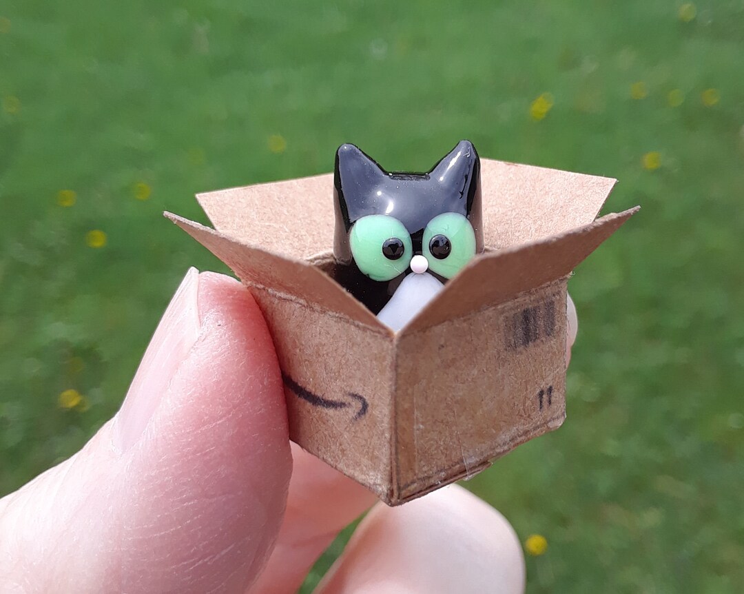 Miniature Glass Cat Sitting in Box Tiny Glass Kitty Handmade Glass ...