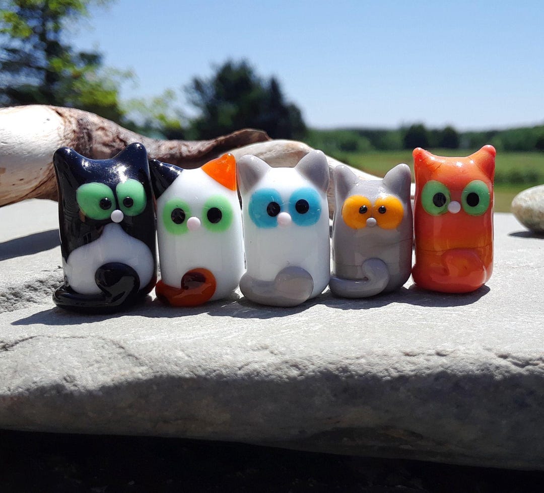 Miniature Glass Cats | Tiny Glass Figurines | Handmade Glass Ornaments ...