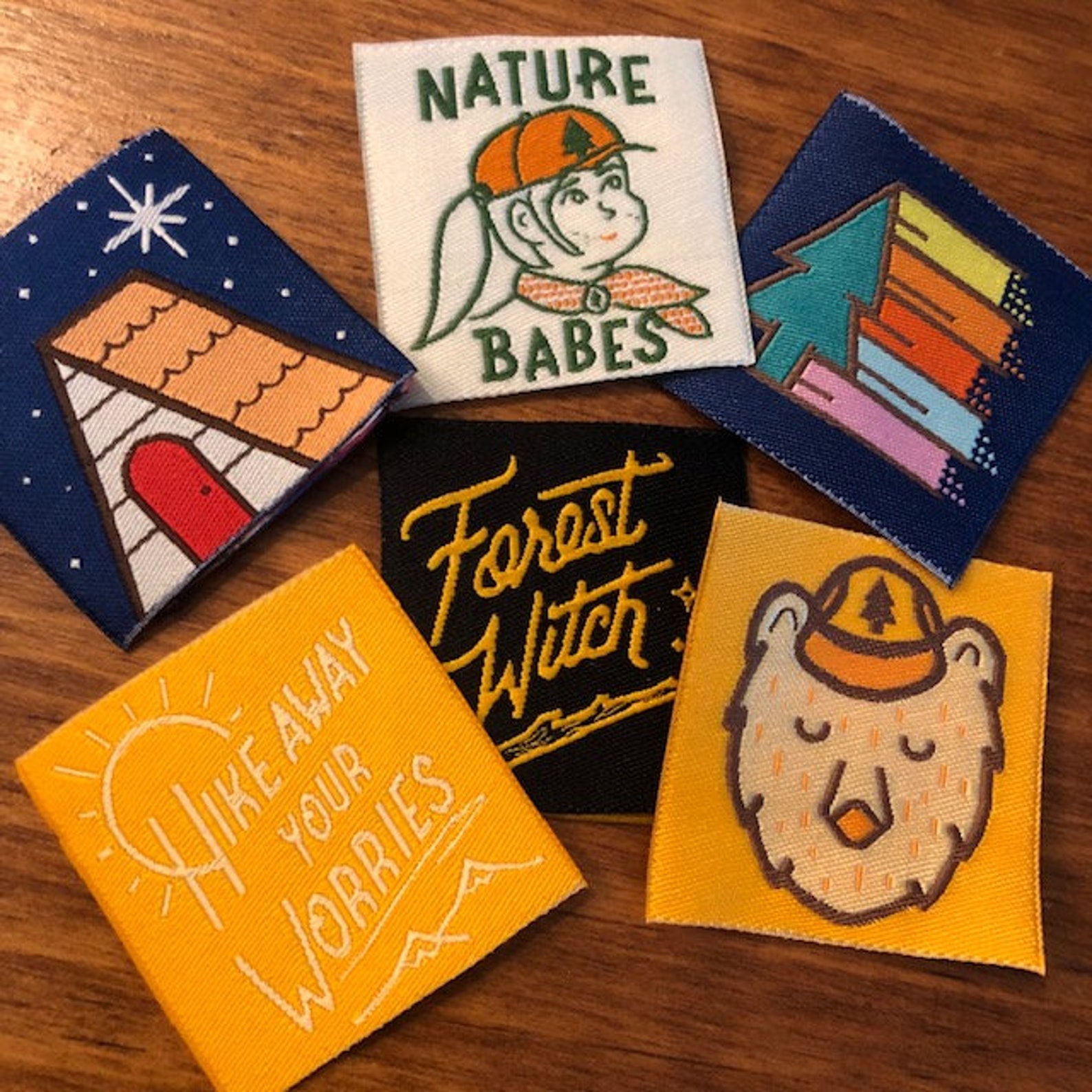 Custom Woven Labels - Fashion Brand Labels - Woven Clothing Labels ...