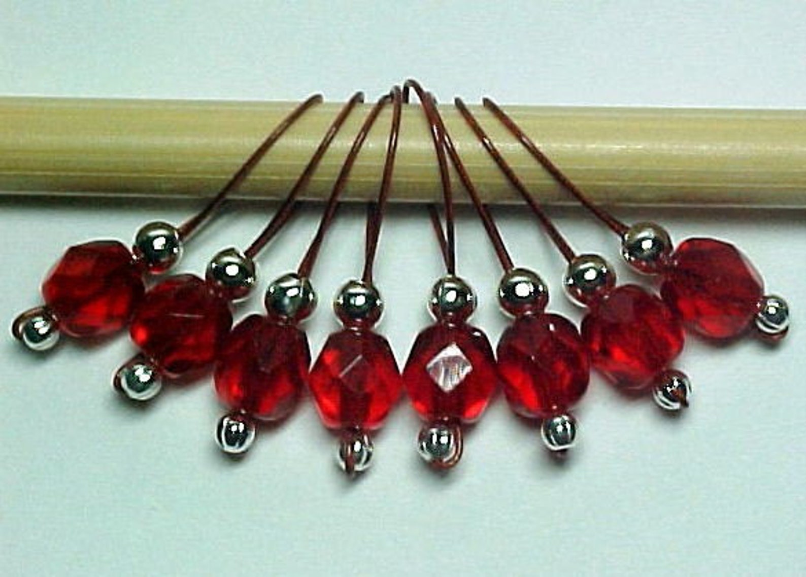 Ruby Red Stitch Markers on Brick Red Wire US 5 Item No. - Etsy