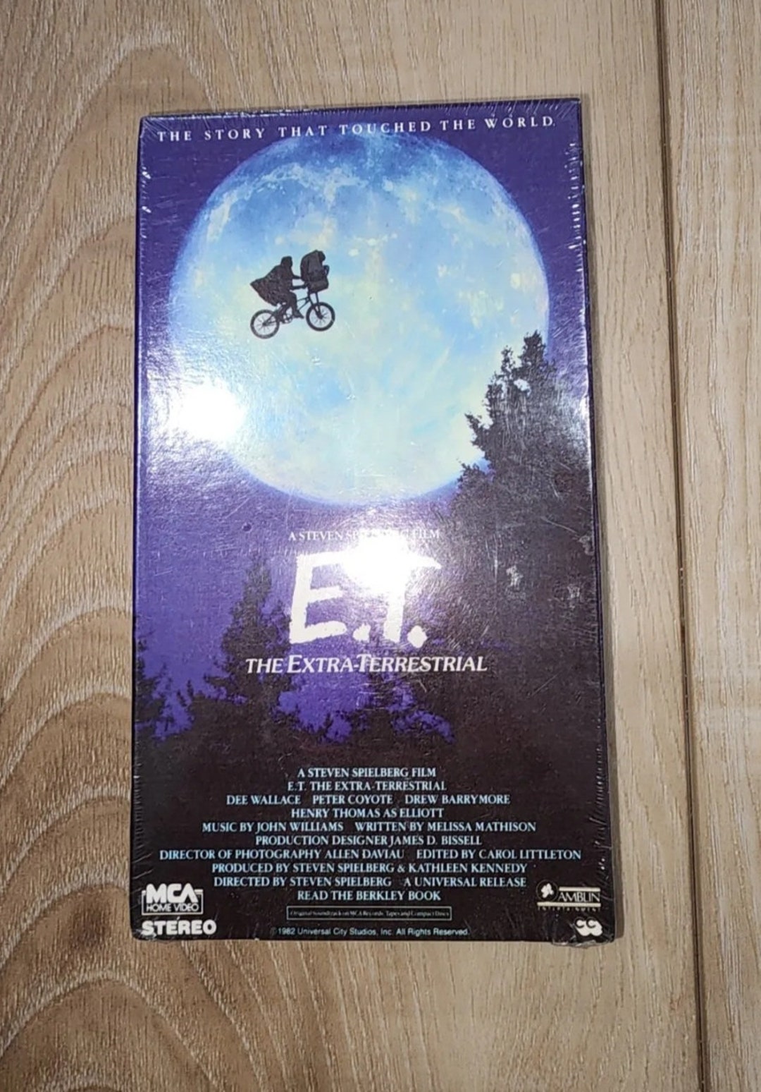1982 E.T. the Extra-terrestrial VHS Universal MCA Green Flap sealed ...
