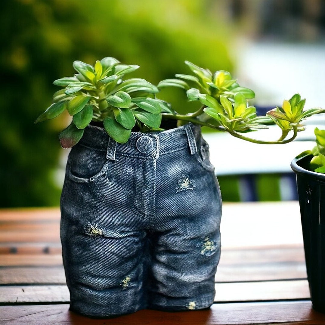 Clothing-shaped Flower Pots Garden Flower Pots Resin Statue Outdoor ...