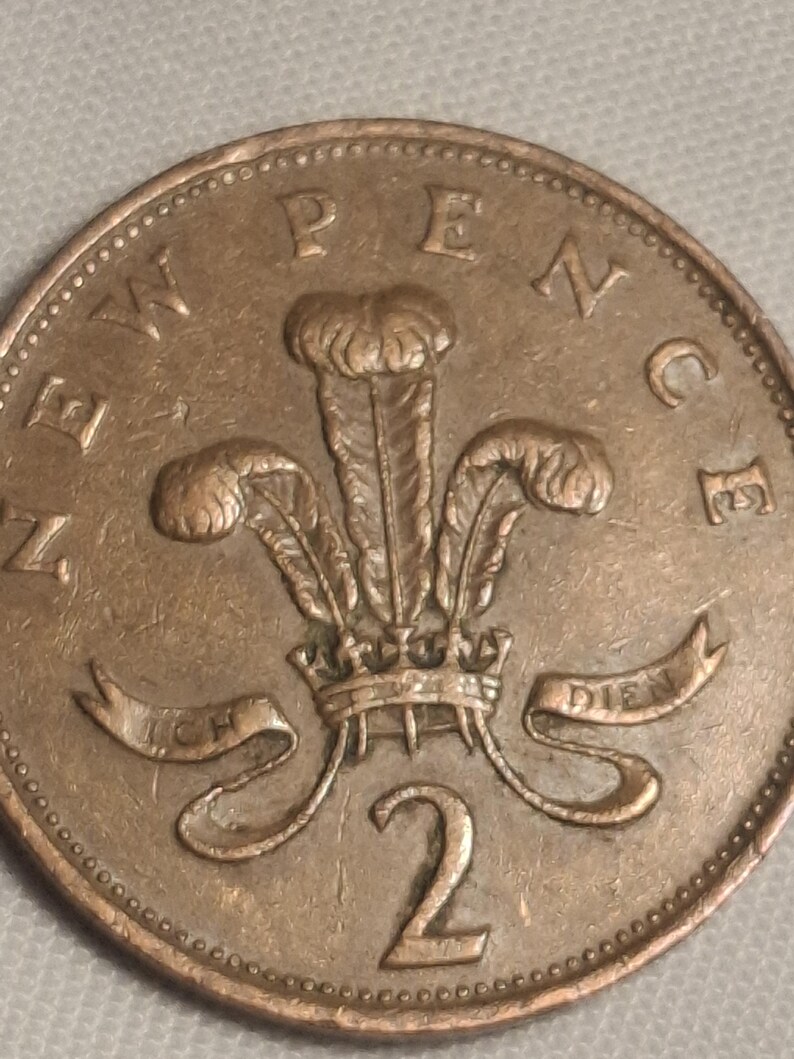 1978 Two New Pence Coin: Queen Elizabeth II, Rare Collector Find - Etsy