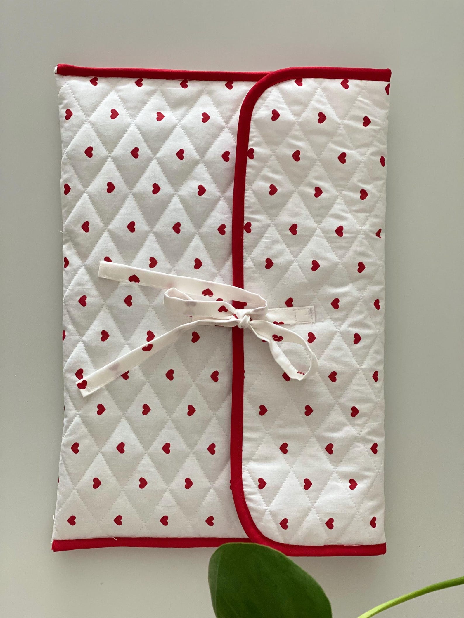 Quilted Laptop Sleeve – Cute Heart Pattern, Soft & Protective Case ...