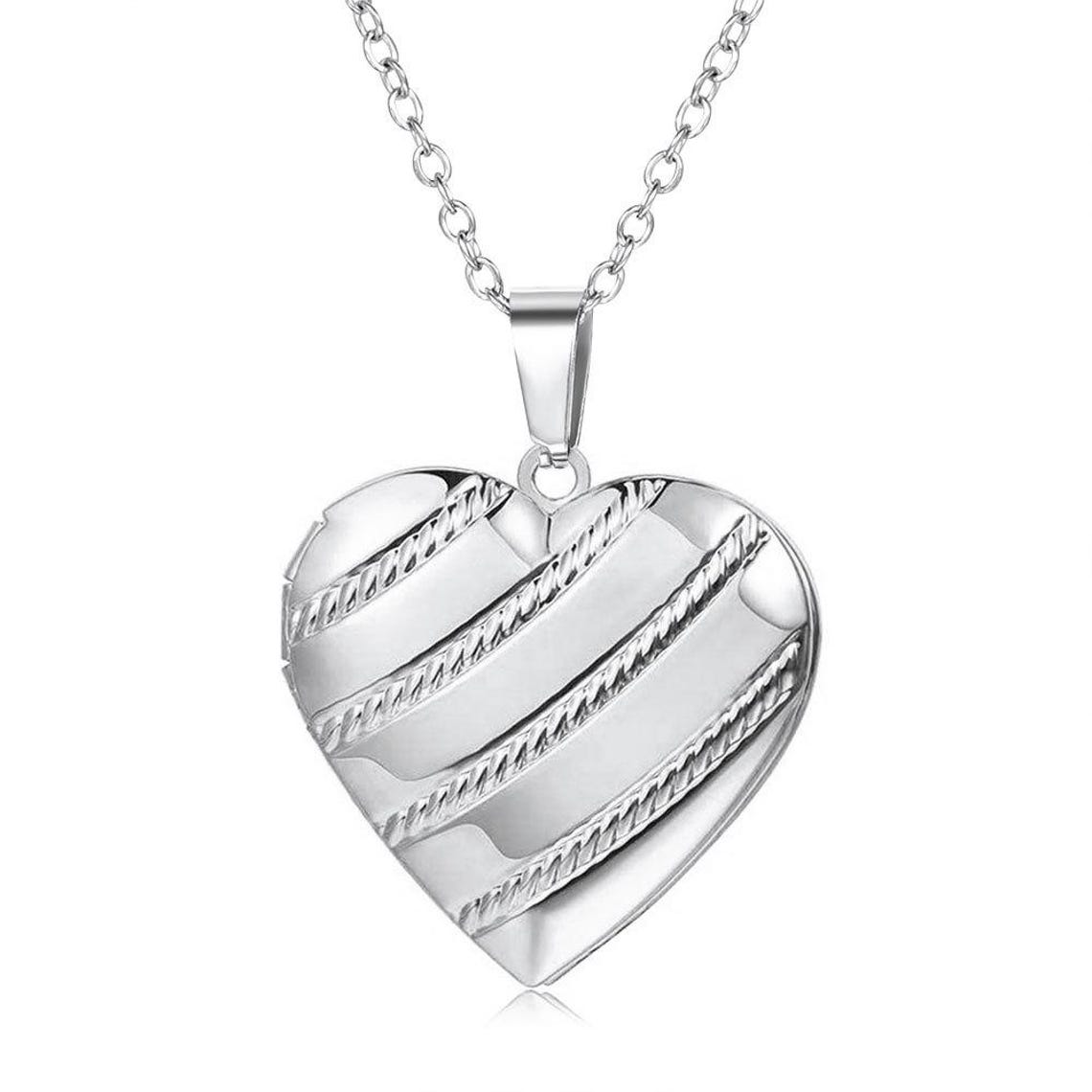Personalized Photo Heart Locket Necklace: Custom Engraved Pendant - Etsy