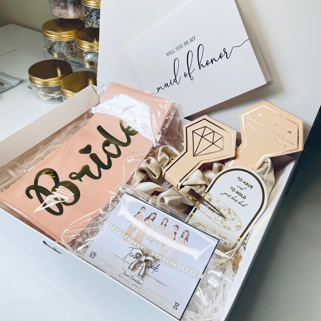 Bridesmaid Proposal Gift Box Set Team Bride Accessories Hen Party ...