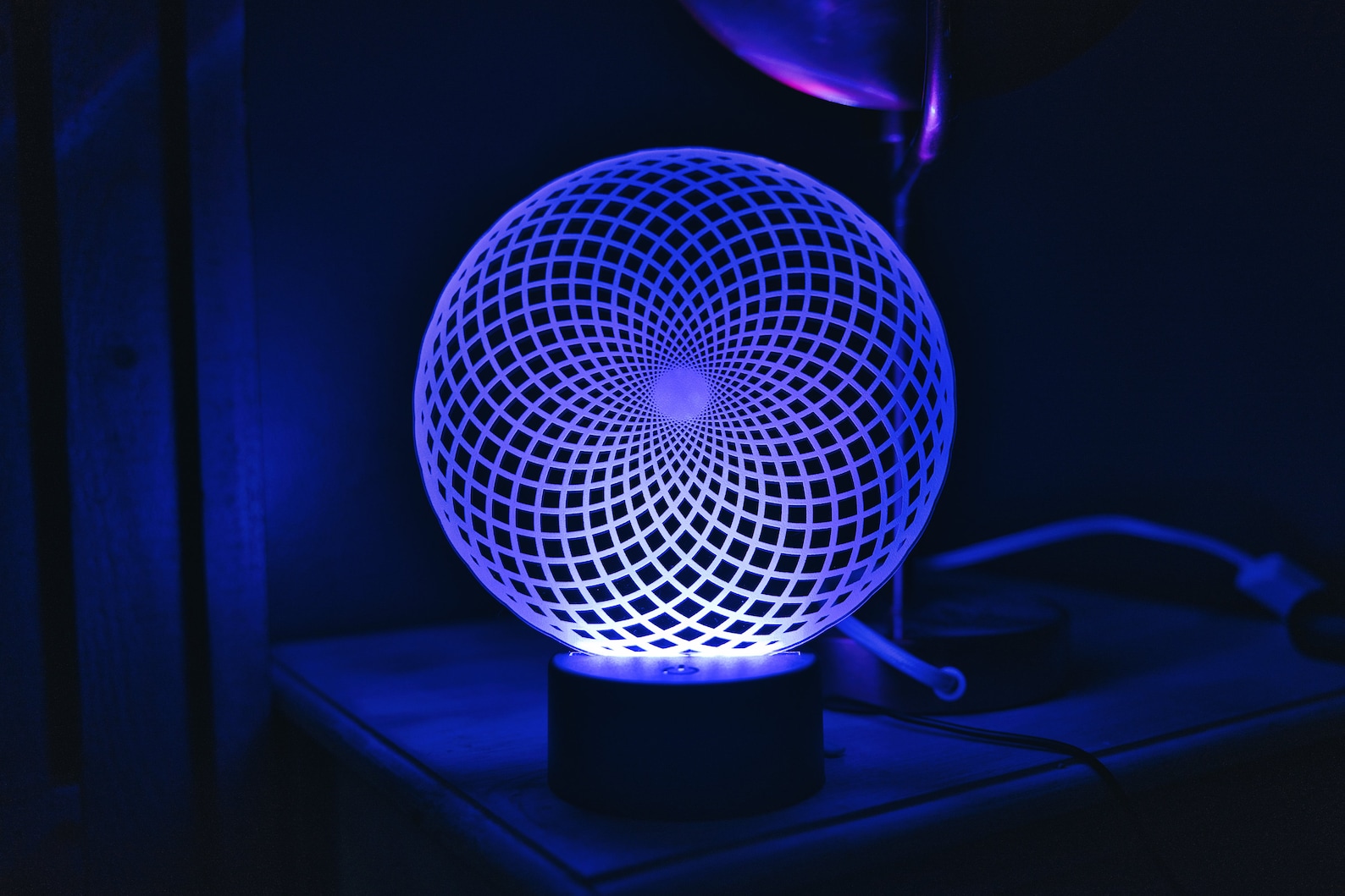 Sacred Geometry Torus High Vibrational Pattern | USB LED Light Base - Etsy
