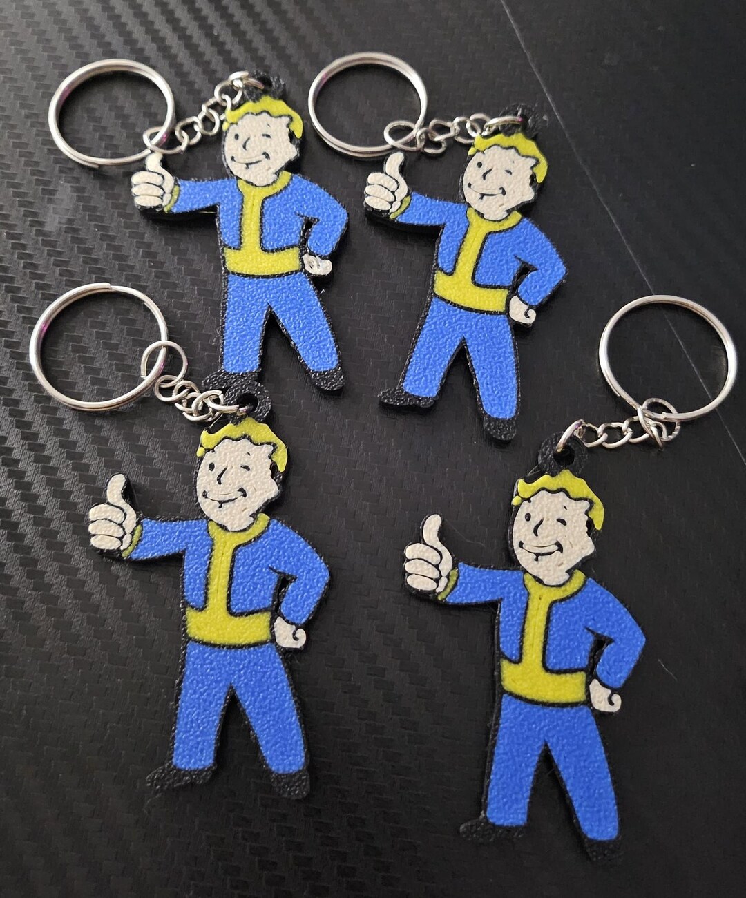 3D Printed Fallout Emote Keychain, Fun Gaming Accessory for Keys or ...