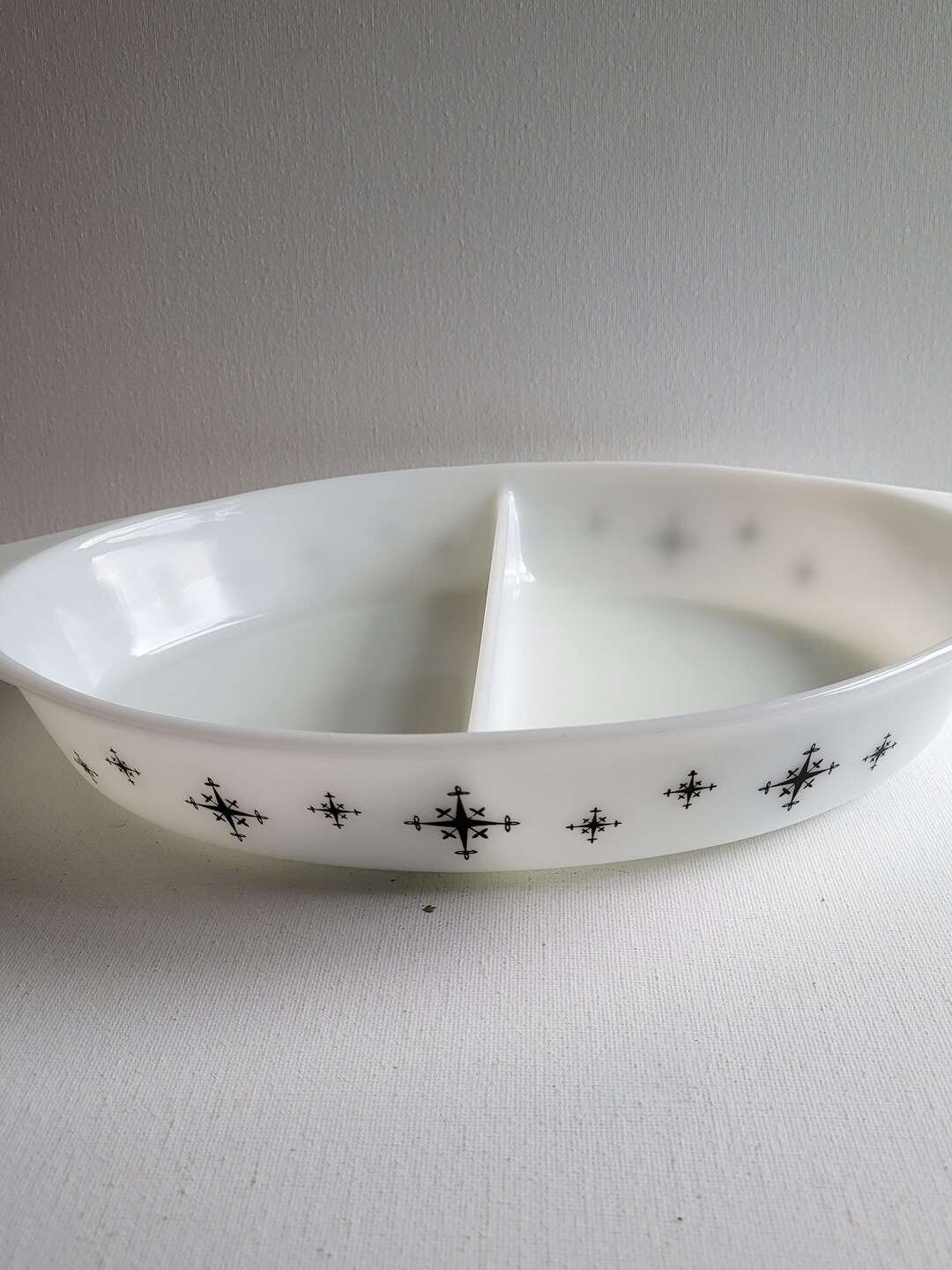 Pyrex Divided Dish Compass Pattern - Etsy