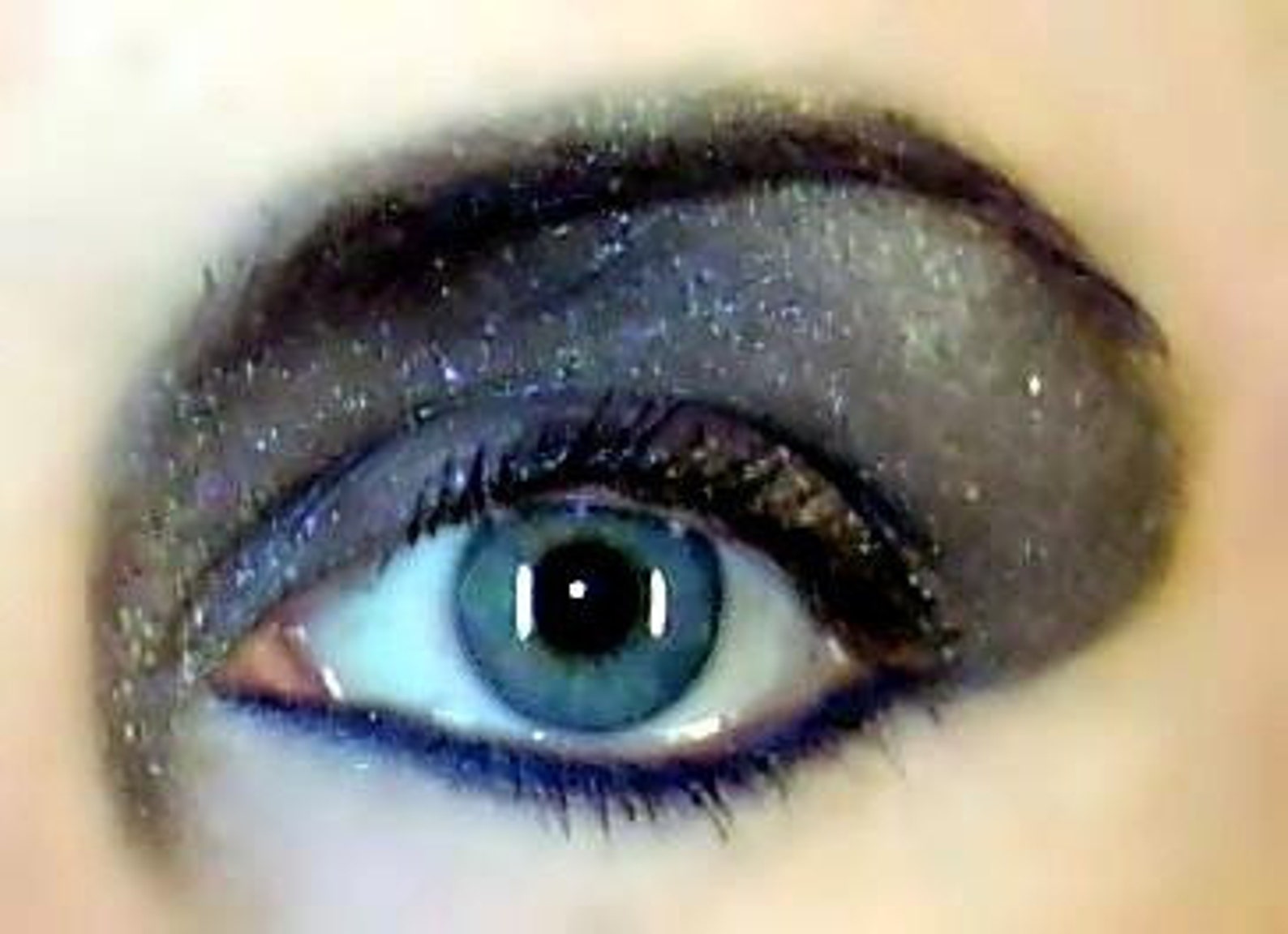 Glitter Eye Shadow Makeup Black Mineral Eye Shadow Goth Glam Chic Black ...