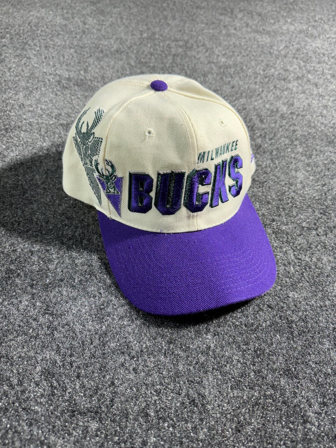 Vintage 90s Milwaukee Bucks Sports Specialties Shadow Snapback Hat ...