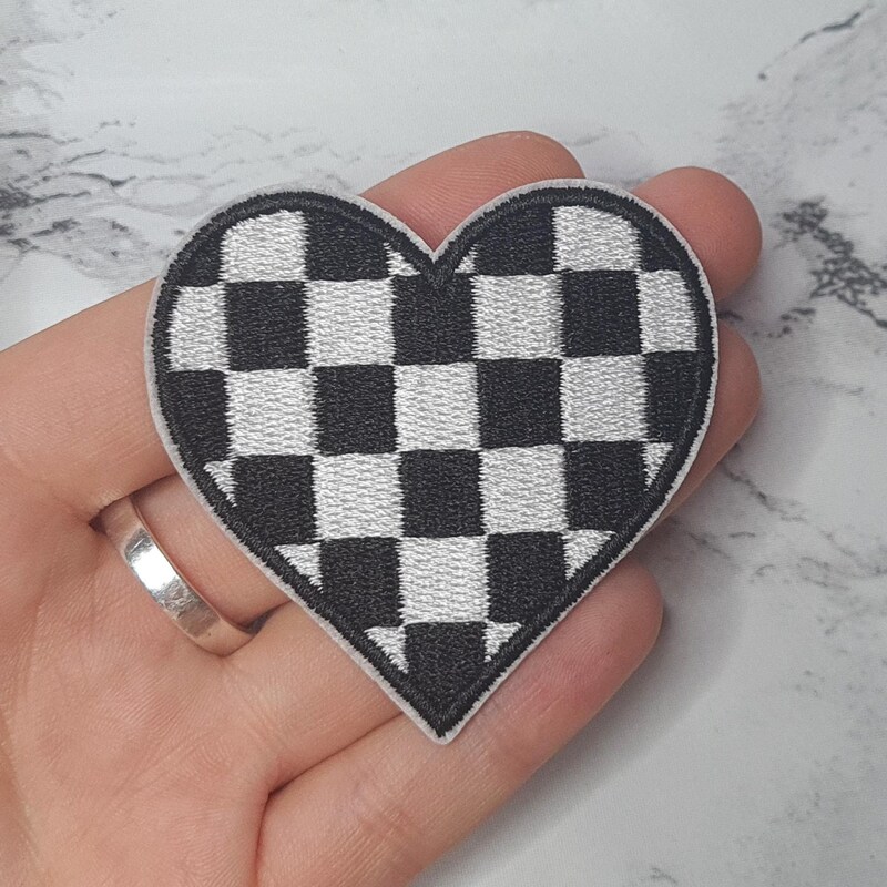 Checkered Heart - Etsy
