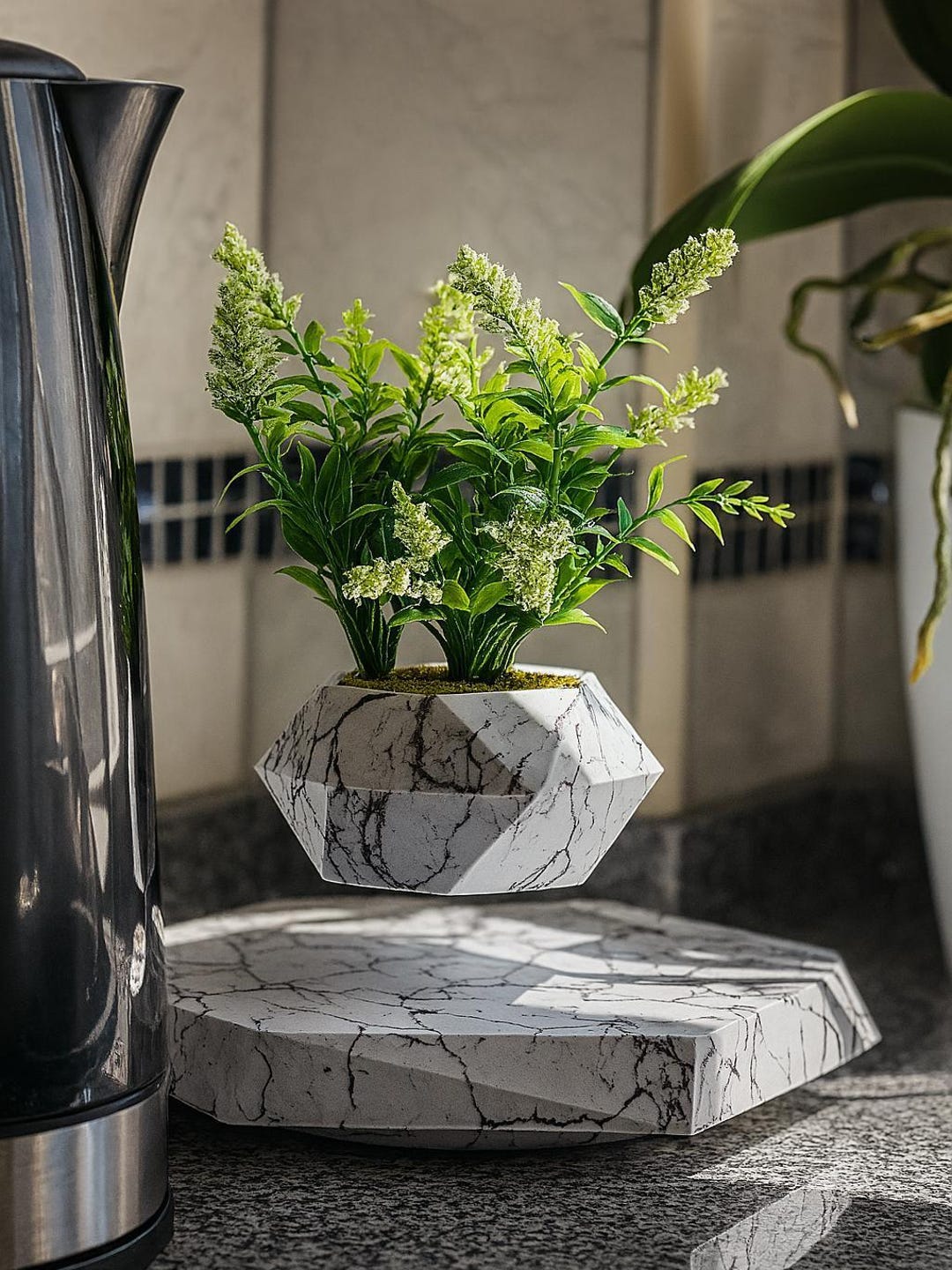 Modern Levitating Plant Pot – Geometric Floating Planter With Magnetic ...