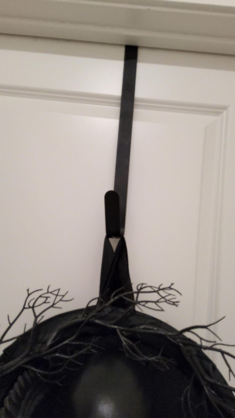 Xenomorph Alien Inspired Halloween Wreath - Etsy