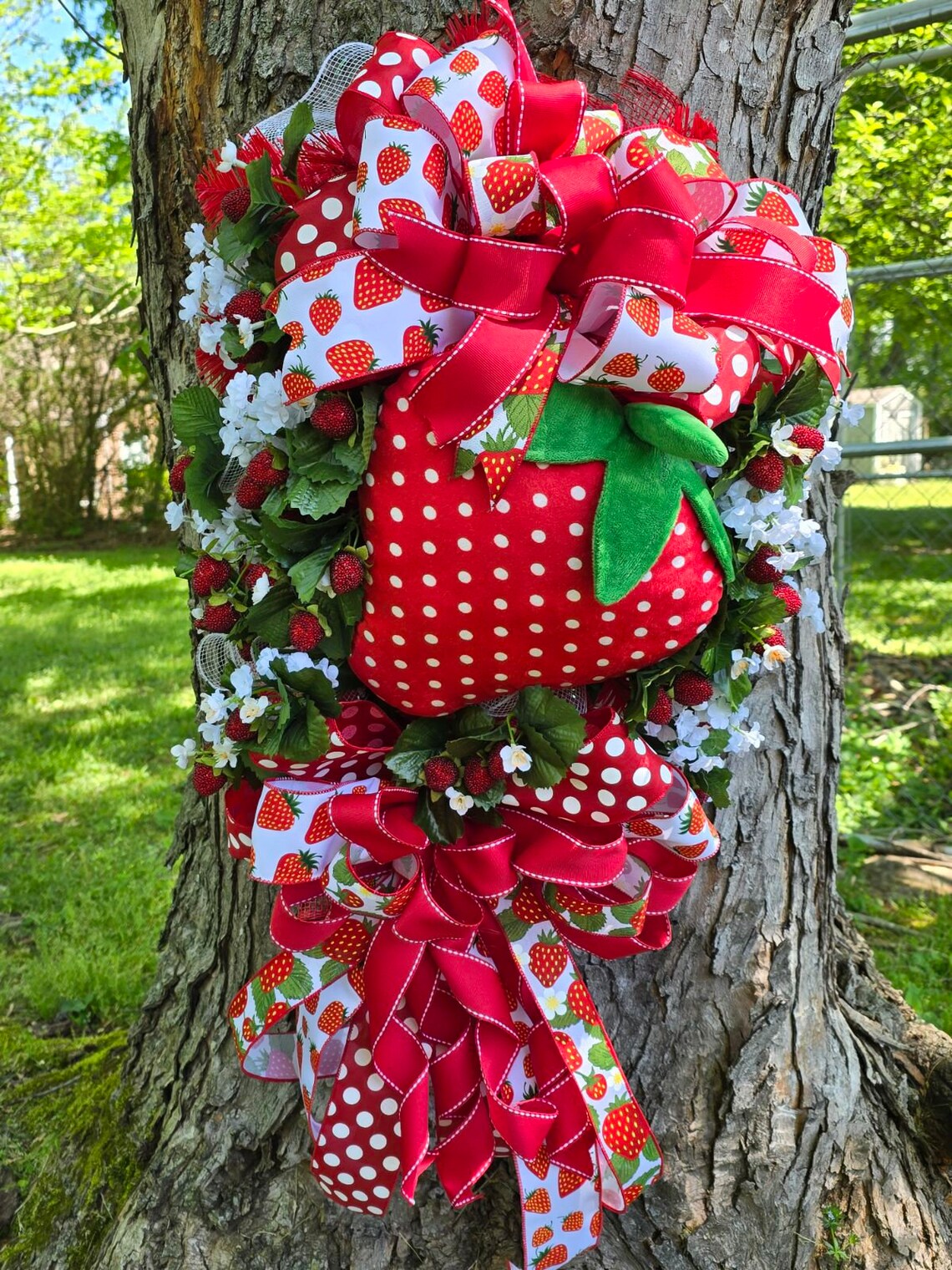 Beautiful Strawberry Swag With Stunning Arrangement of Real Looking ...