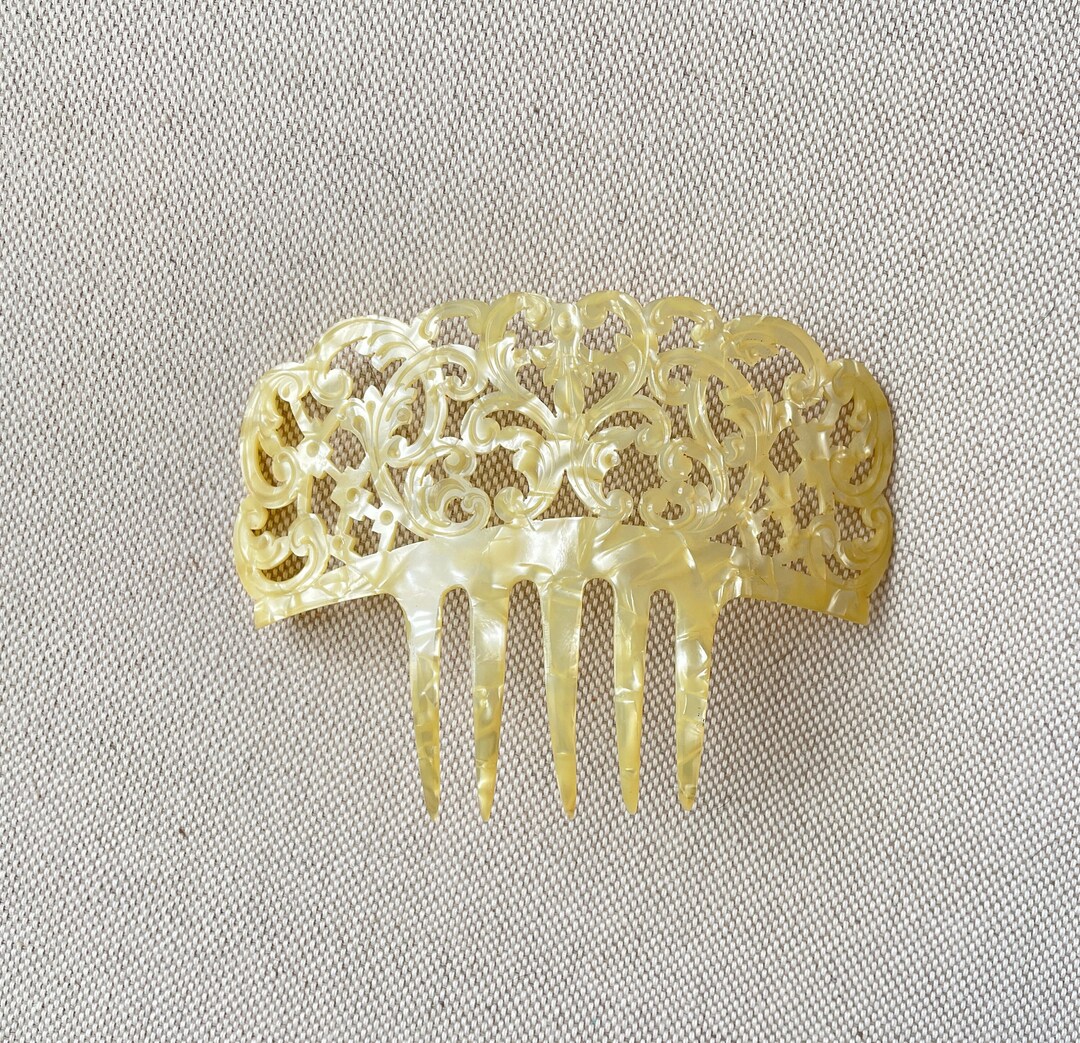 Vintage 1960s Light Yellow Spanish Hair Comb - Etsy