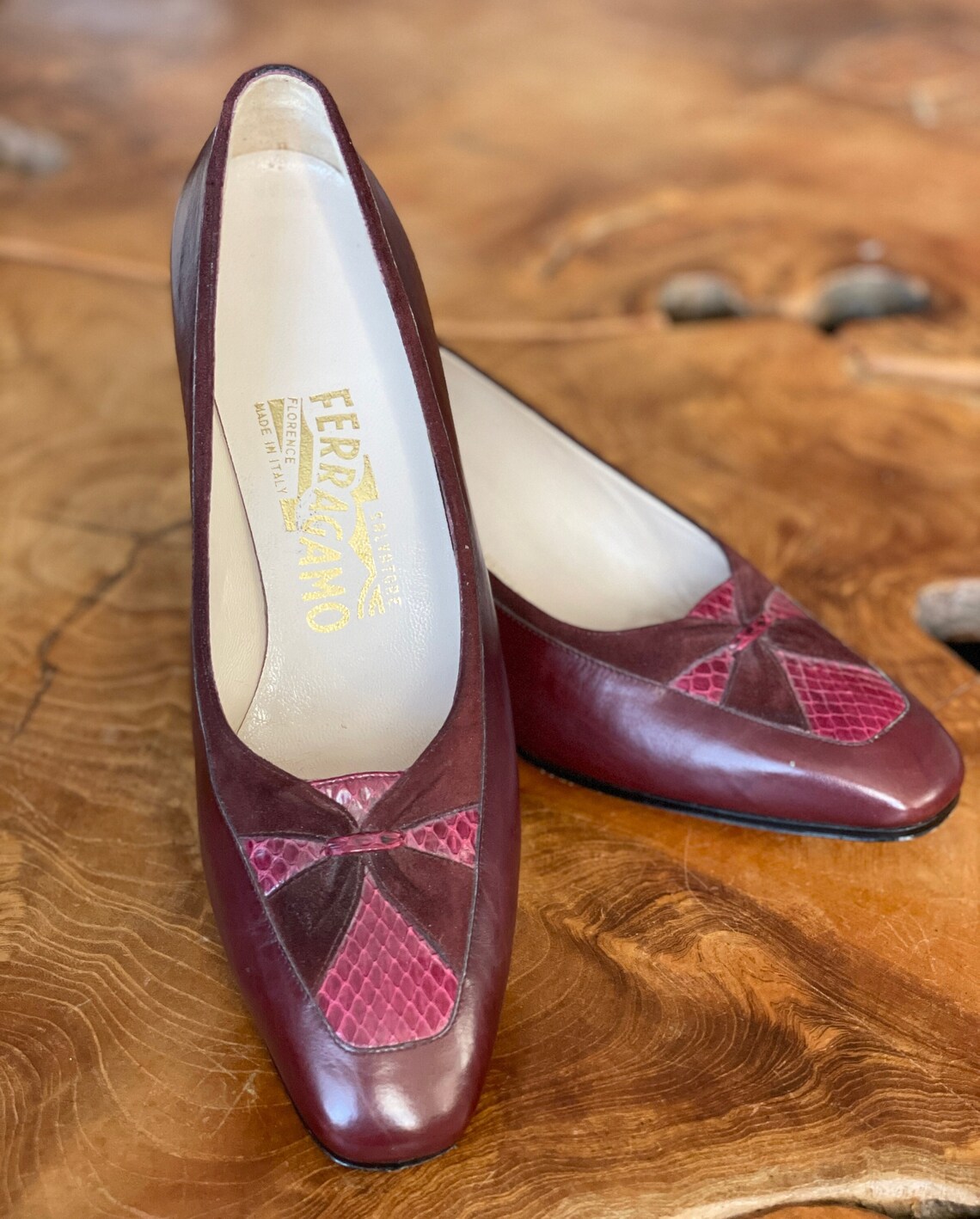1980s Vintage Salvatore Ferragamo Leather Burgundy Pumps in - Etsy