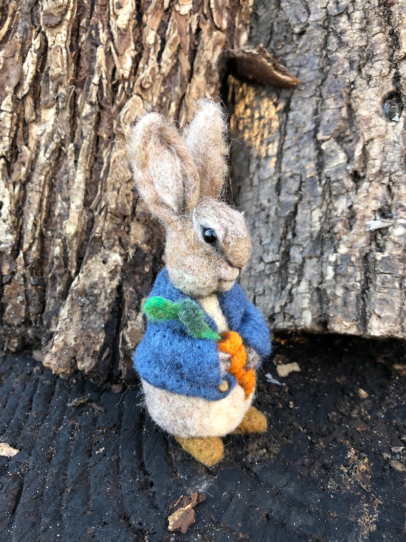 Peter Rabbit ornament or sculpture felted | Etsy