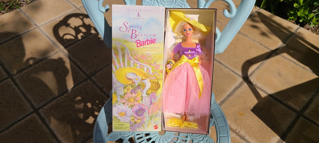 Avon Barbie - 1995 Spring Blossom Barbie Doll: Avon Exclusive, Flower ...