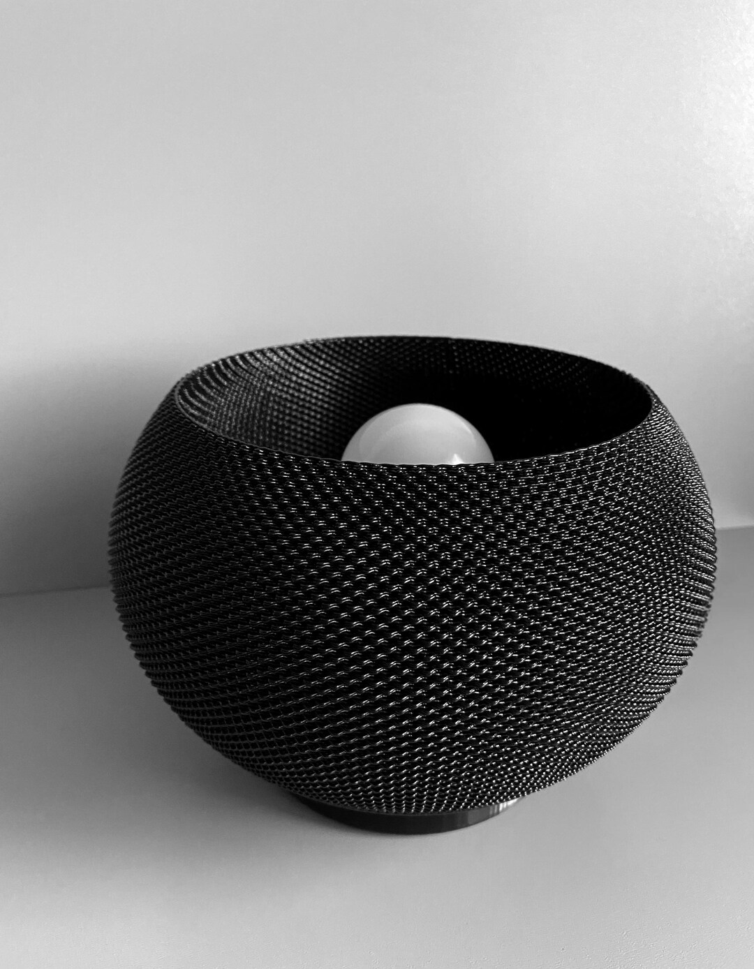 Artistic Table Lamp VALI Elegant Modern Lighting for Home & Office ...