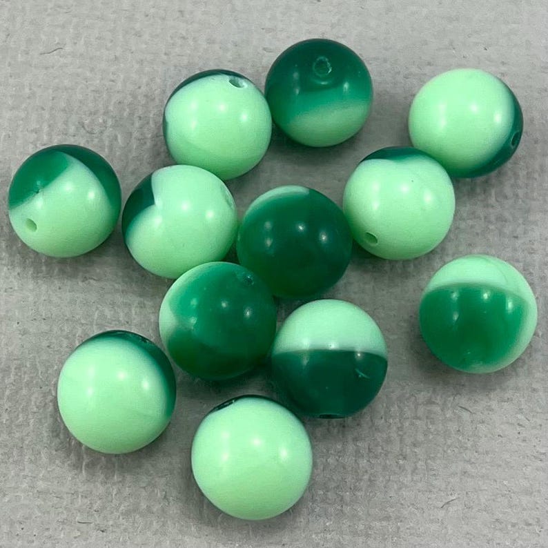 Variegated Green Round Czech Glass Pressed Beads, Mint Green, Hunter ...