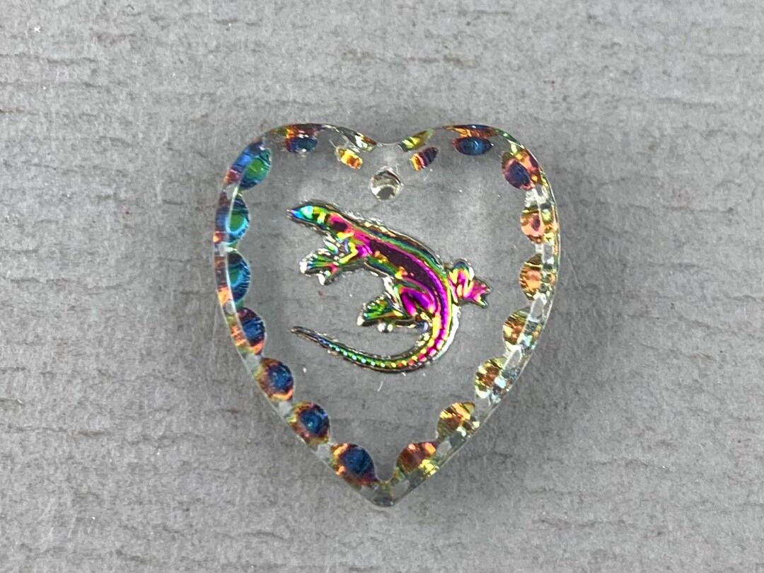 Crystal Clear Helio Pink Lizard Intaglio Buff Glass Heart Pendant ...
